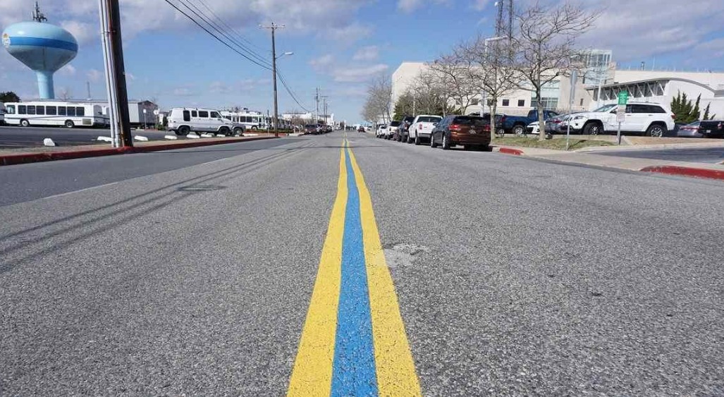 If You’ve Noticed A Blue Line Painted On The Street, Here’s What It Means